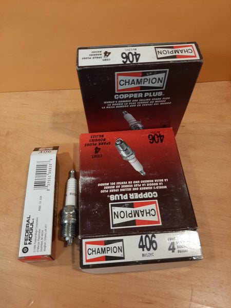 Champion spark plug 406 RV12YC new, eight plugs. – VintageOutboard.com